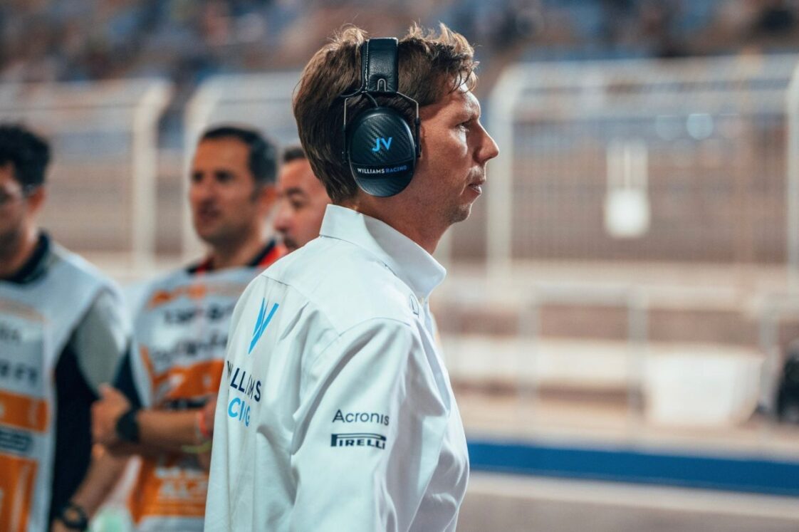 Andrea Kimi Antonelli impressiona James Vowles, da Williams