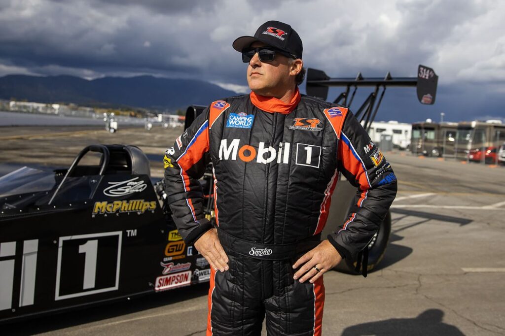 Tony Stewart detona performance da SHR na Nascar