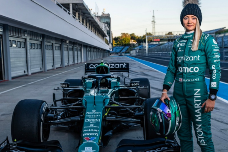 Jessica Hawkins será piloto de testes da Aston Martin na Fórmula 1