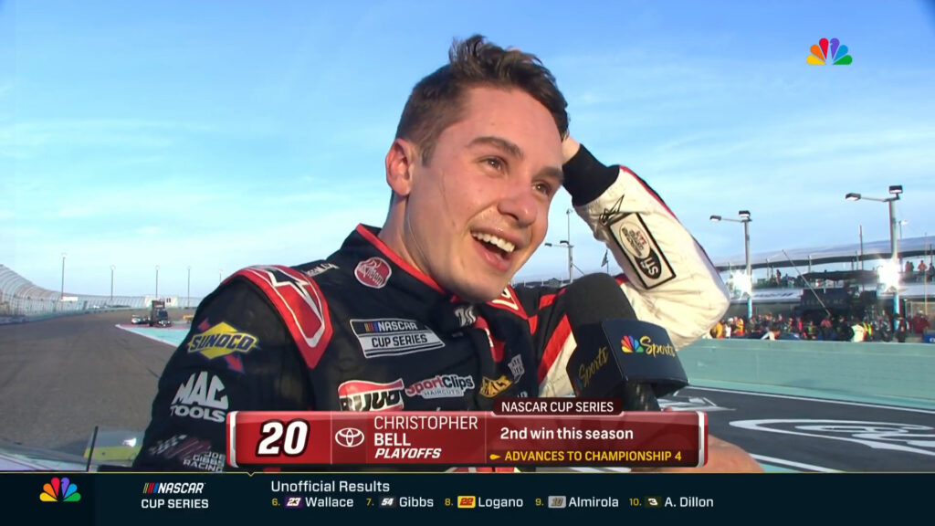 Bell vence etapa da Nascar em Charlotte interrompida pela chuva