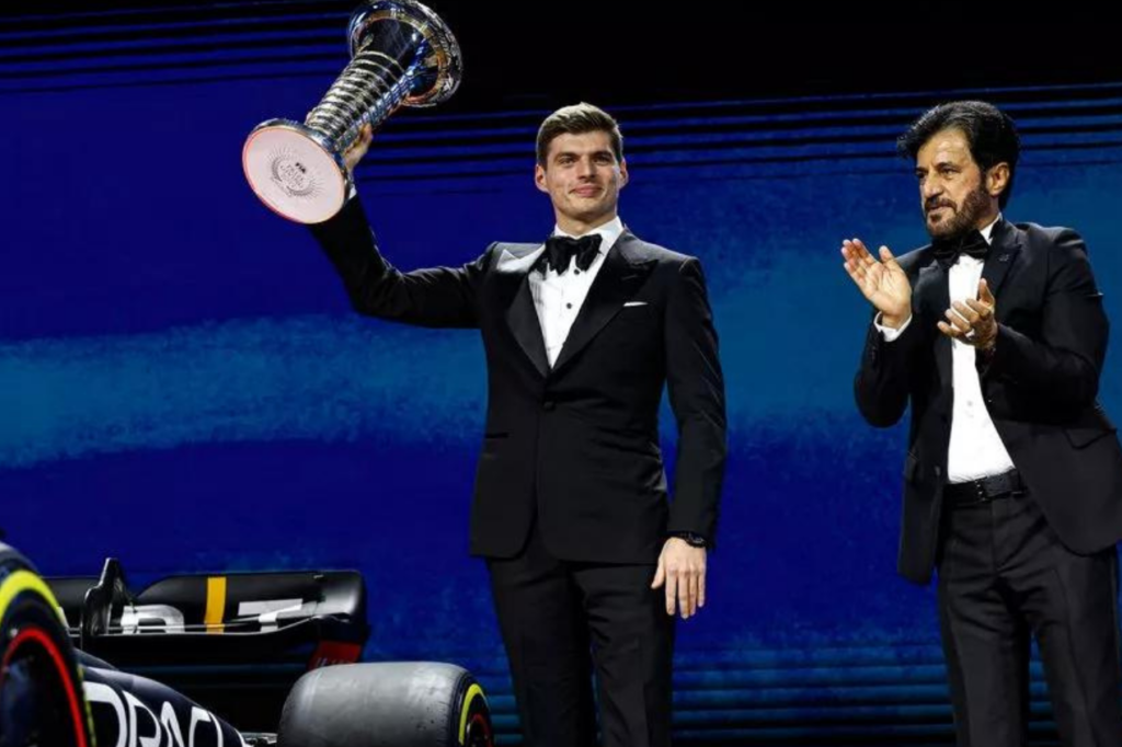 Fórmula 1: Verstappen receberá o troféu apenas em festa de gala