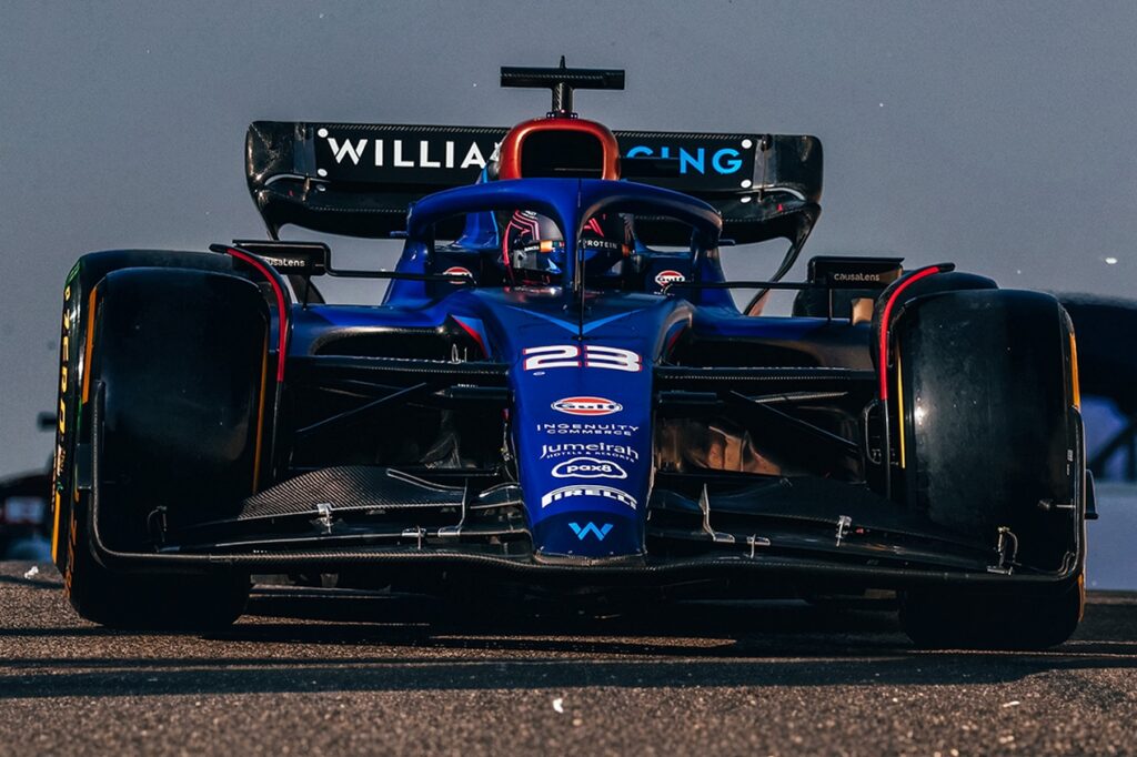 Albon opina sobre despenho da nova Williams no simulador da F1